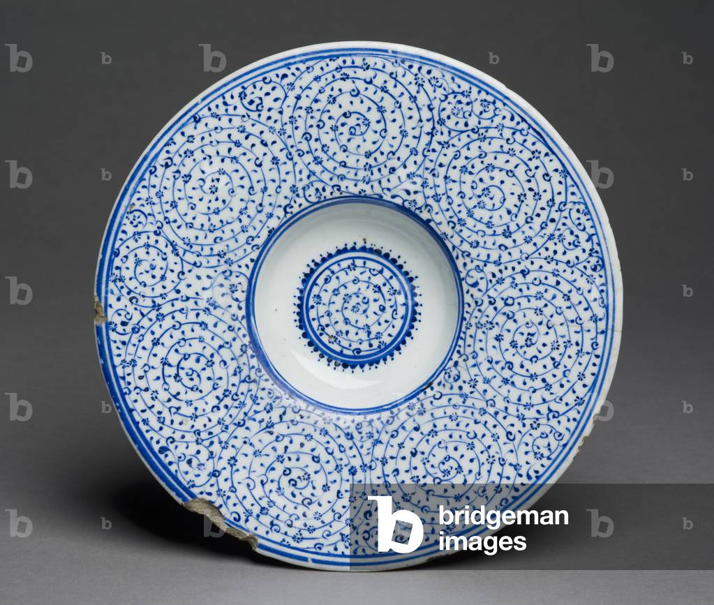 Image of Tondino Dish, Iznik 'Golden Horn' ware, Turkish, c.1535-45 ...