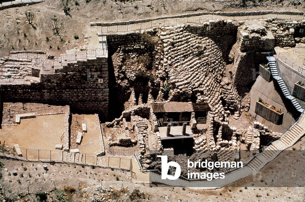 Image of City of David, area G, supporting wall of a 10th