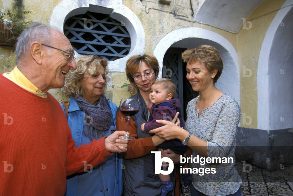 Image of Palazzo Mustilli and its owners, Sant'Agata de 'Goti, Campania ...