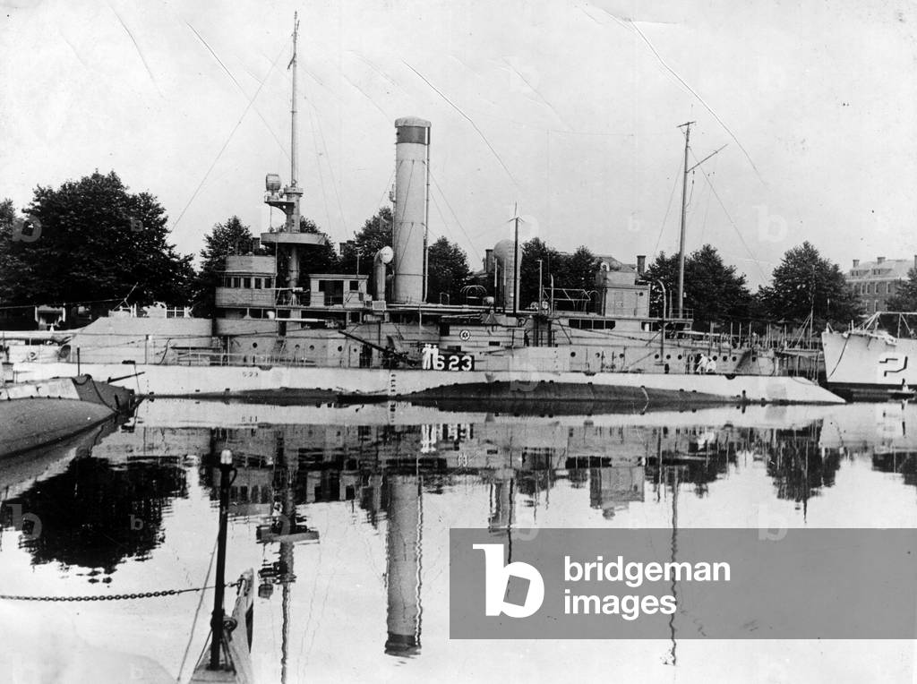 Image of Philadelphia Naval Arsenal (Pennsylvania), USA, July 1926: The ...
