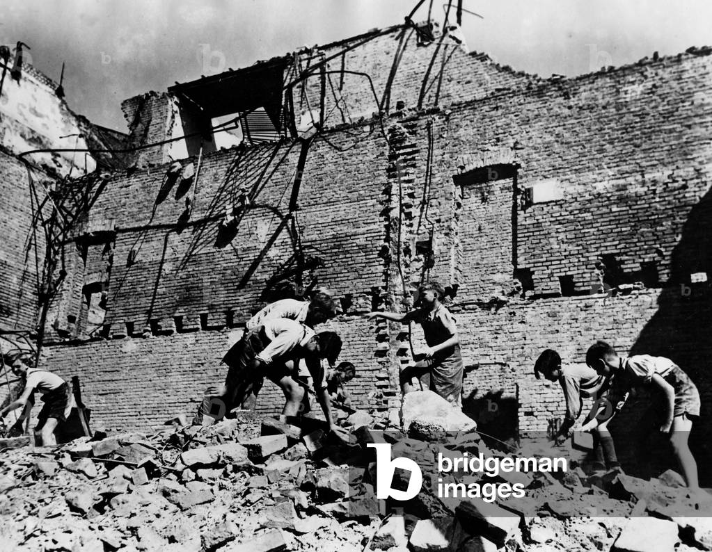 Image of Second World War (1939-1945) - World War II (WWII or