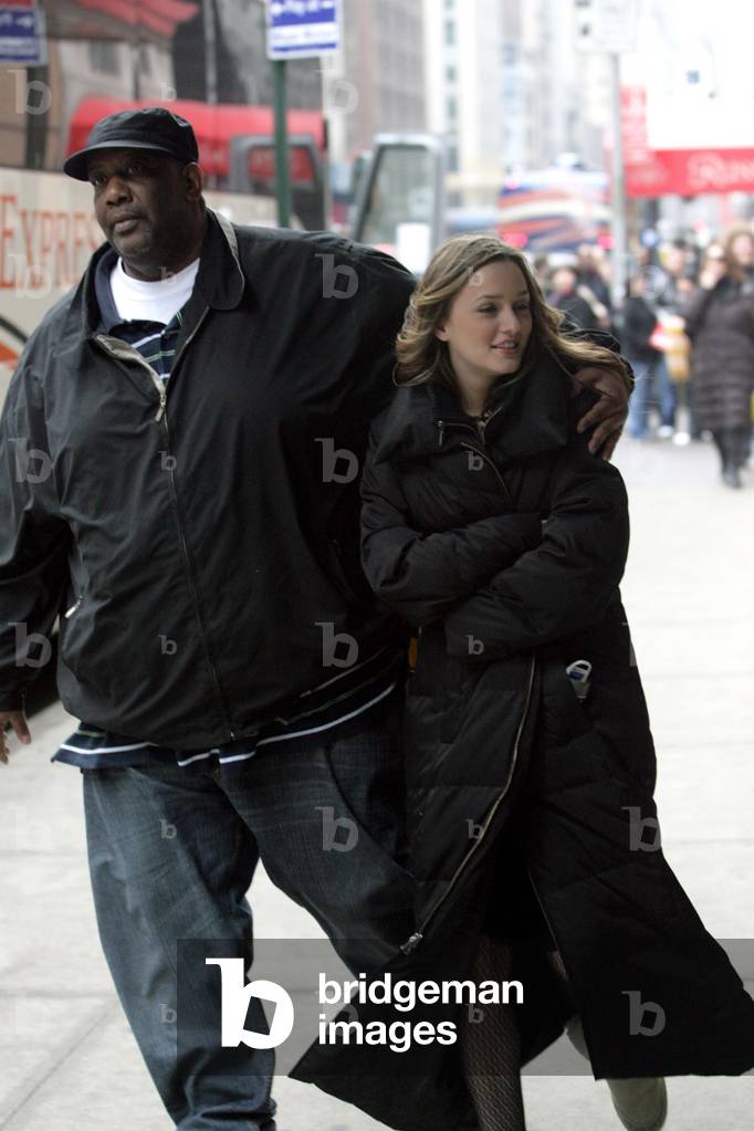 Image of Leighton Meester on location for On the Set of GOSSIP