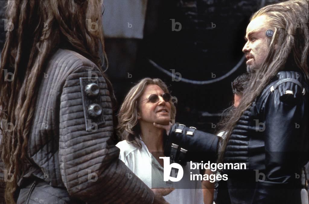 Image of BATTLEFIELD EARTH, réalisateur Roger Christian, John Travolta ...