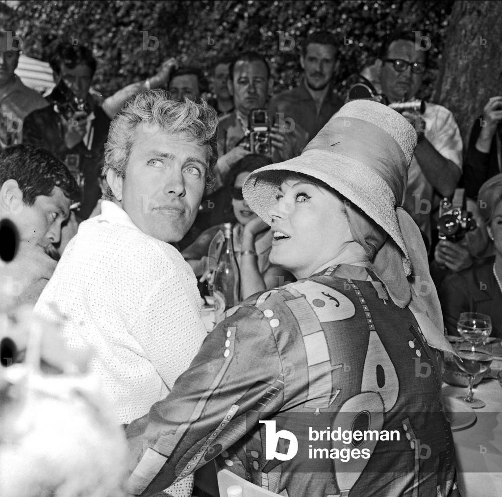 Image of Anita Ekberg and Rik Van Nutter at 16th edition of