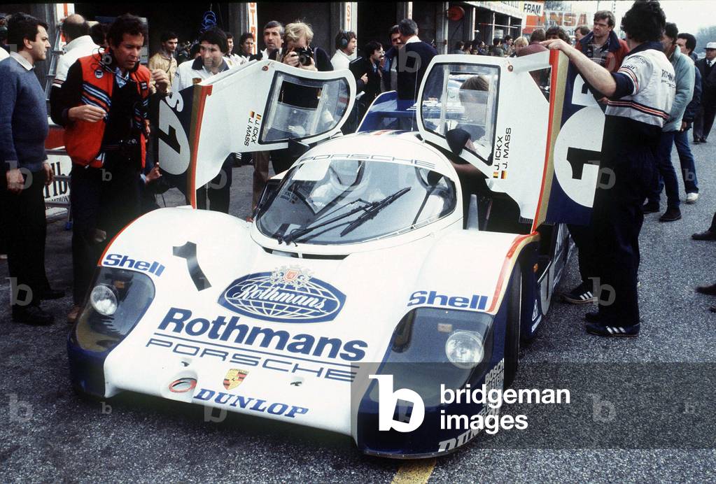 Image of Monza (Lombardie) 04/1984. La Porsche Rothmans 962C pilotee ...