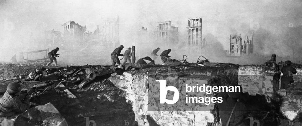 Image of World war 2, battle for stalingrad, 1942 by Zelma, Georgy ...