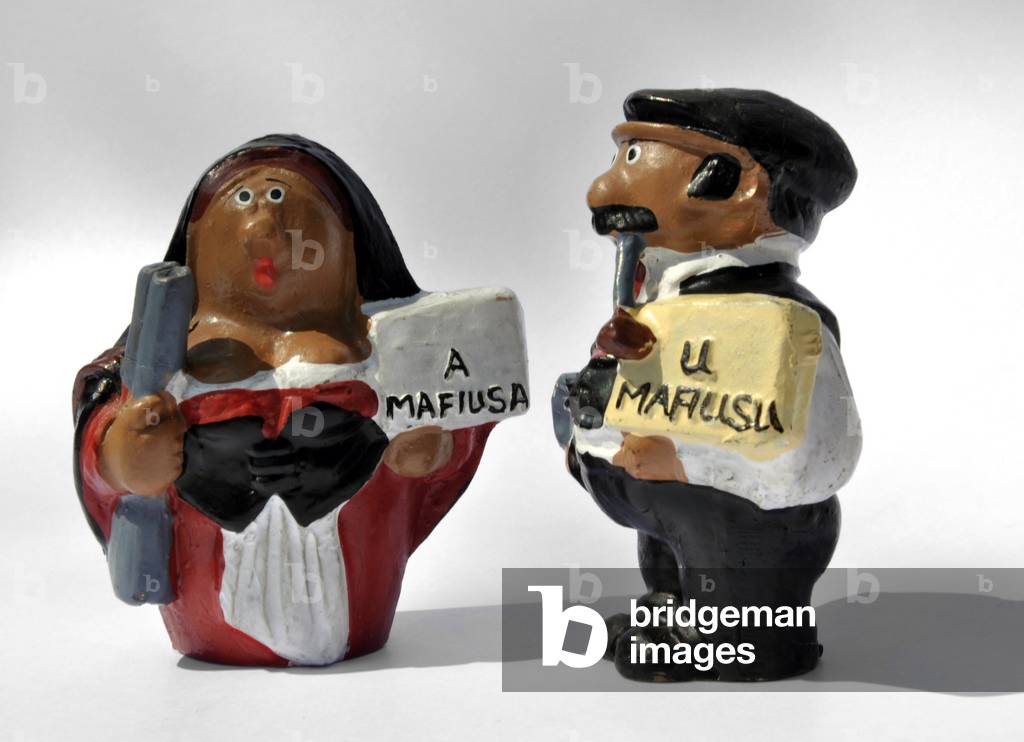 Image of Folk art: memorial statuettes in terracotta for tourist ...