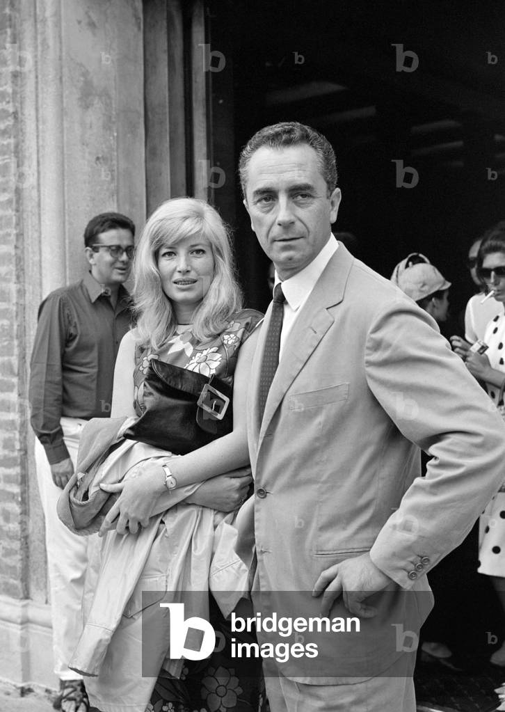 Image of THE DIRECTOR MICHELANGELO ANTONIONI AND THE ACTRESS MONICA ...