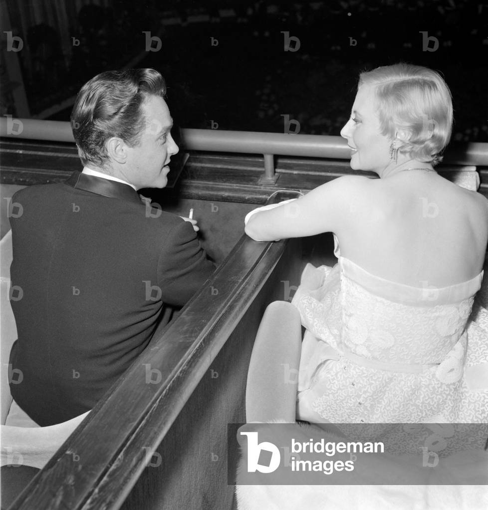 Image of THE ACTOR RICHARD TODD WITH THE ACTRESS MICHELE MORGAN IN