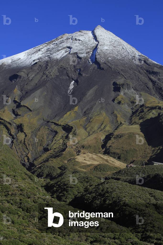 Mount Taranaki/Mount Egmont/Volcano/Taranaki National Park/New Zealand ...