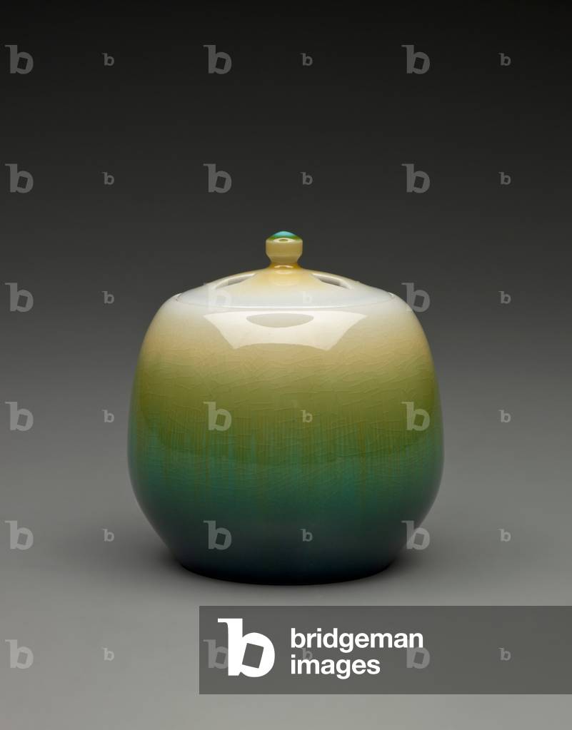 Images of artwork by Tokuda IV Yasokichi (b.1961) from Bridgeman Images