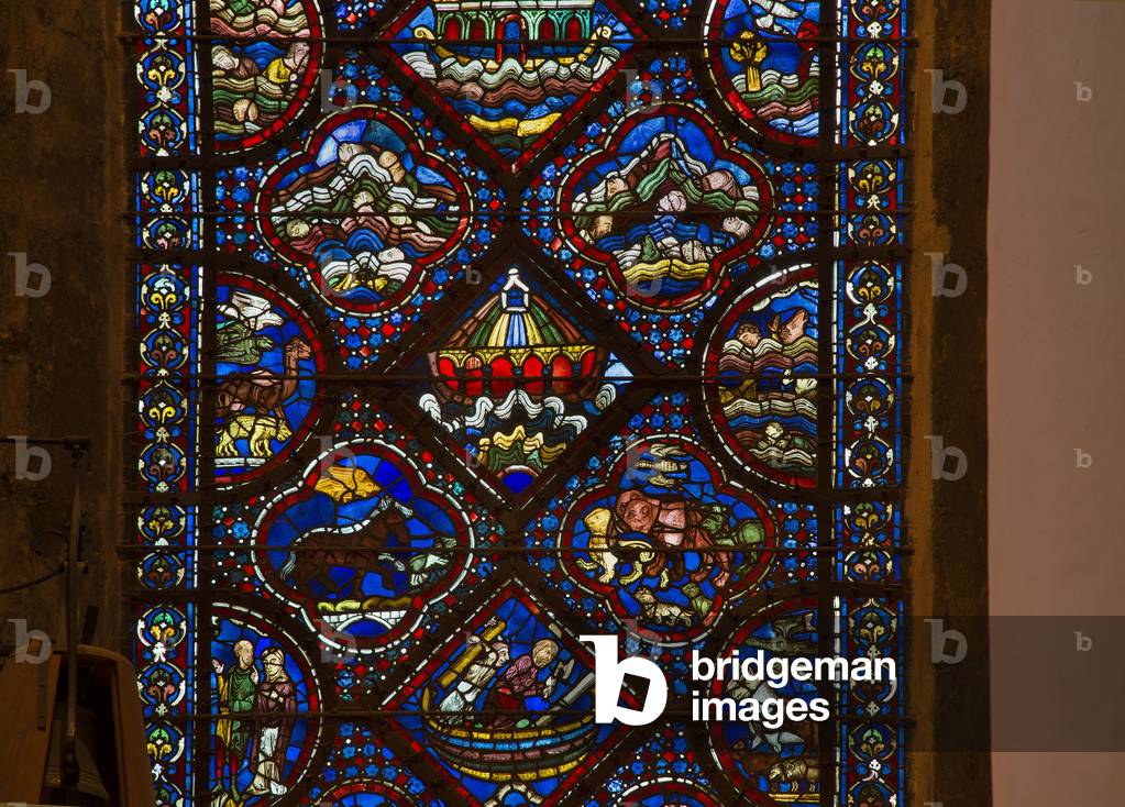 Cathedral of Chartres, stained glass: life of noe, detail the arch of ...