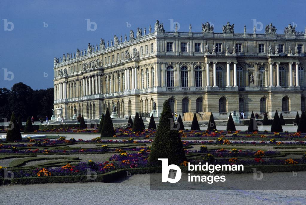 Image of Chateau de Versailles and gardens a la francaise, parterres du