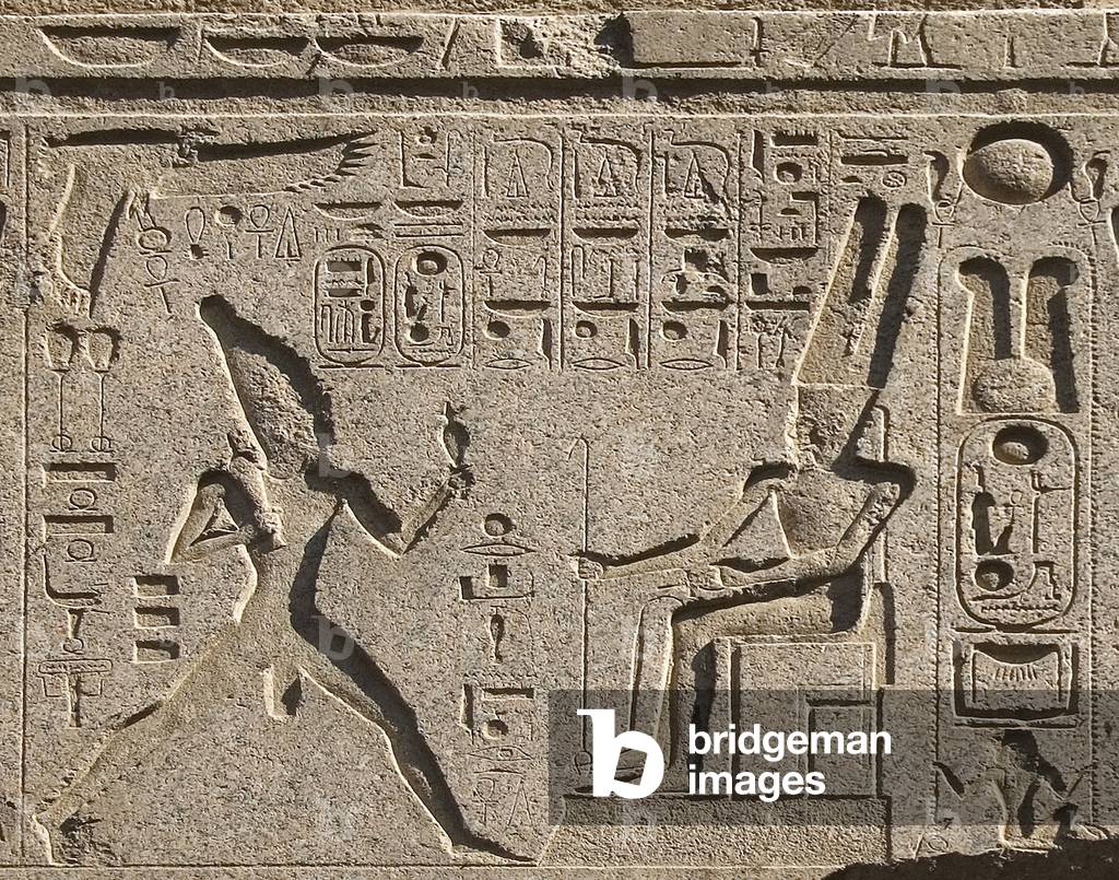 Egyptian antiquite: detail of the architrave decorates the ...