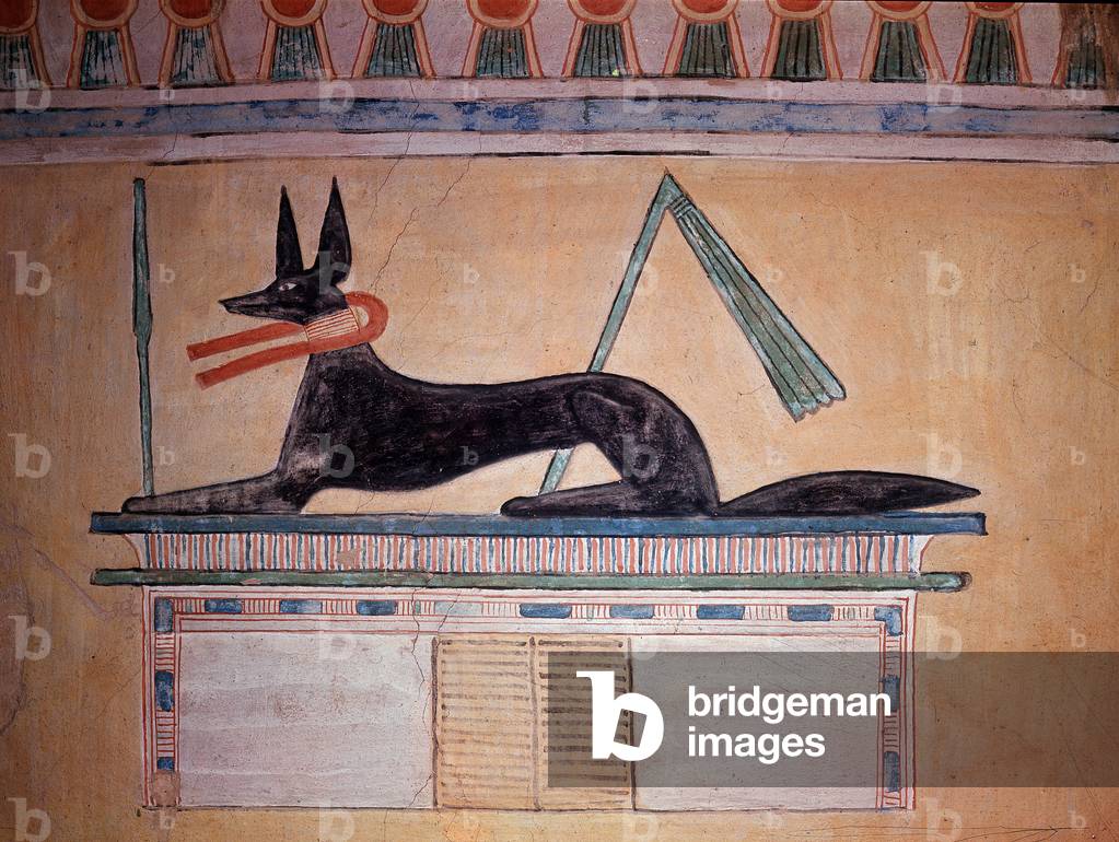Image of Scheckköpfiger Anubis, Gott der Mumifizierung. Mauer des ...