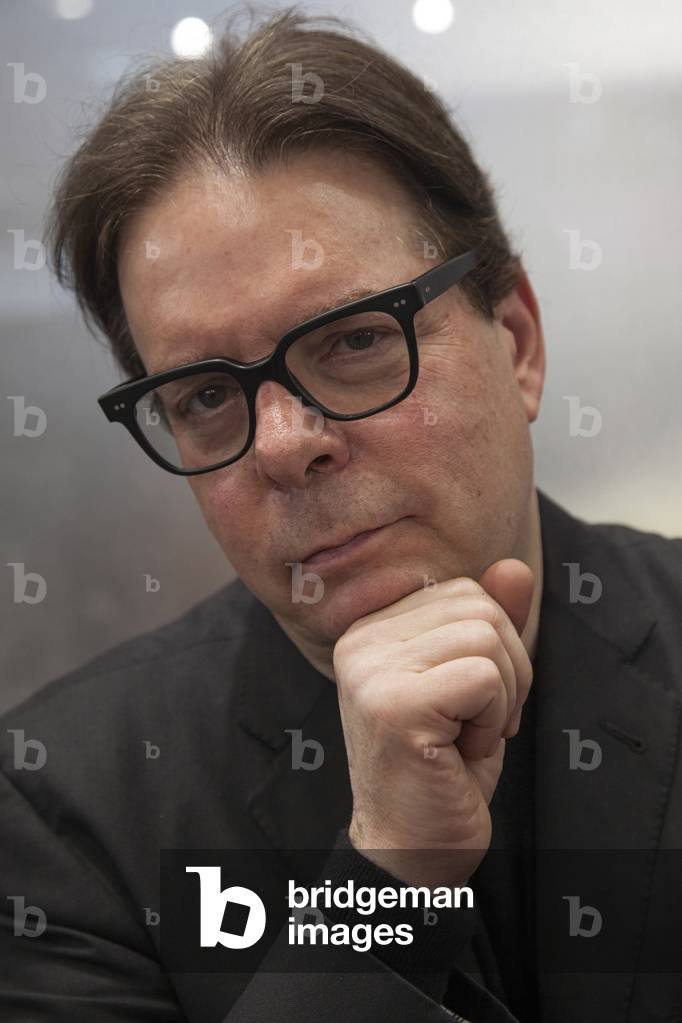 Douglas Kennedy Writer