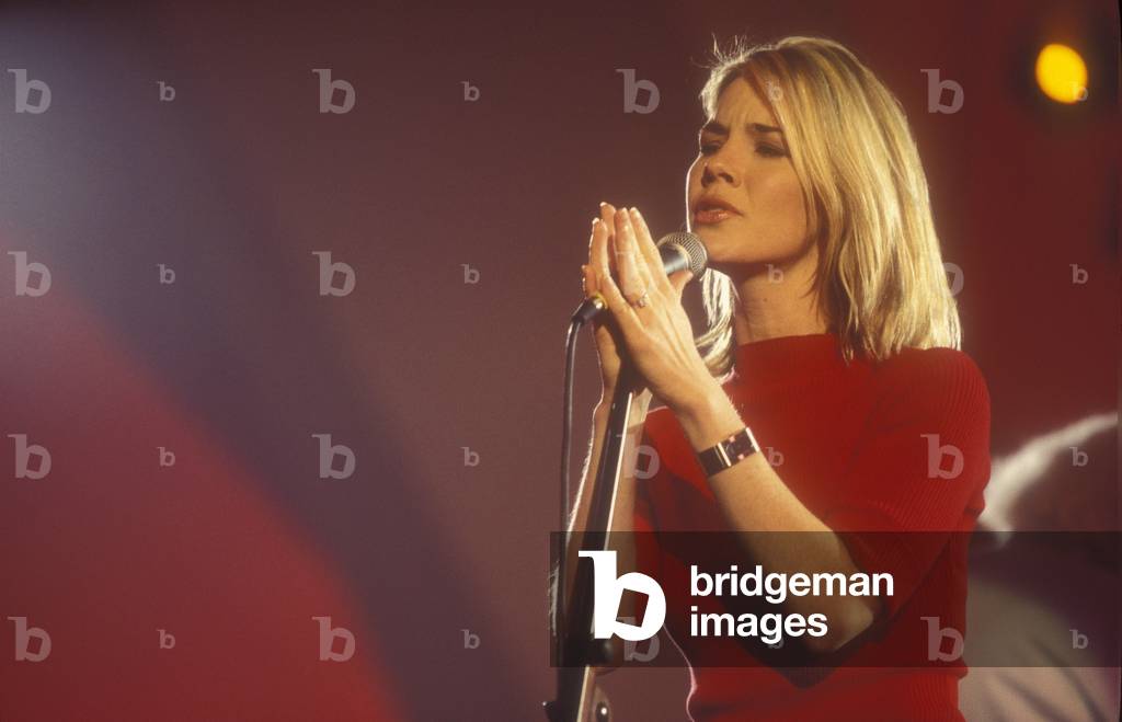 Image of Rome, 1999 American pop singer Jennifer Paige/Roma, 1999 ...