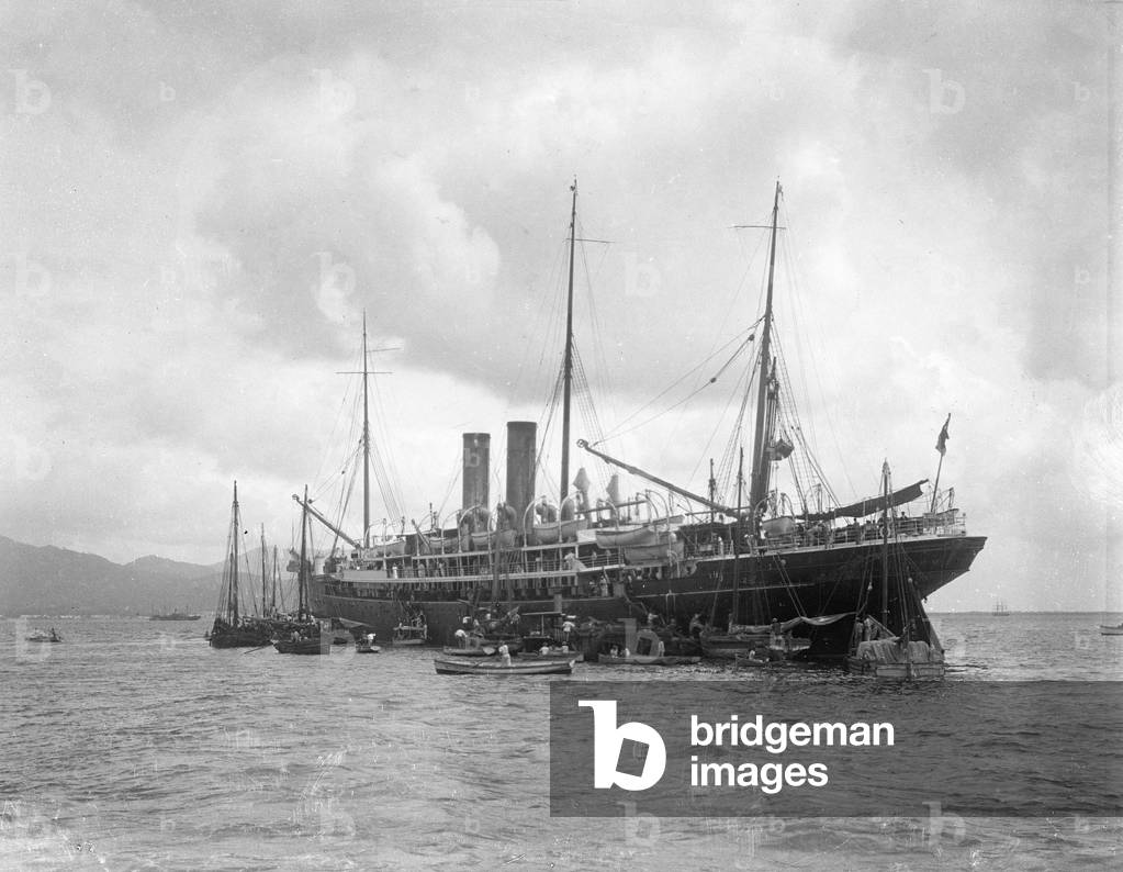 The cruise ship 'Magdalena', anchored off the coast of Trinidad ...