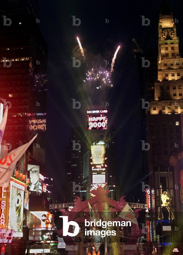 Image of FIREWORKS AT 1 TIMES SQUARE AS MILLENNIUM CELEBRATION BEGINS ...