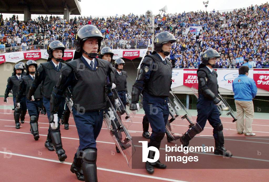 Image of Japanese anti-hooligan riot police are deployed at National ...