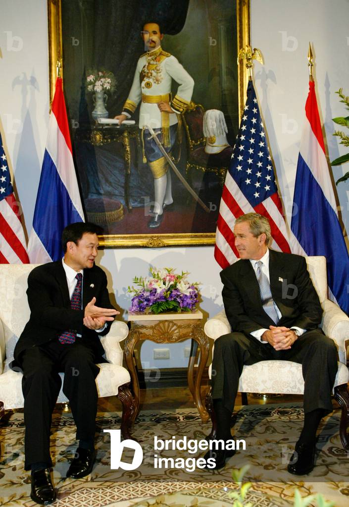 Image of US PRESIDENT BUSH MEETS WITH THAI PRIME MINISTER THAKSIN SHINAWATRA