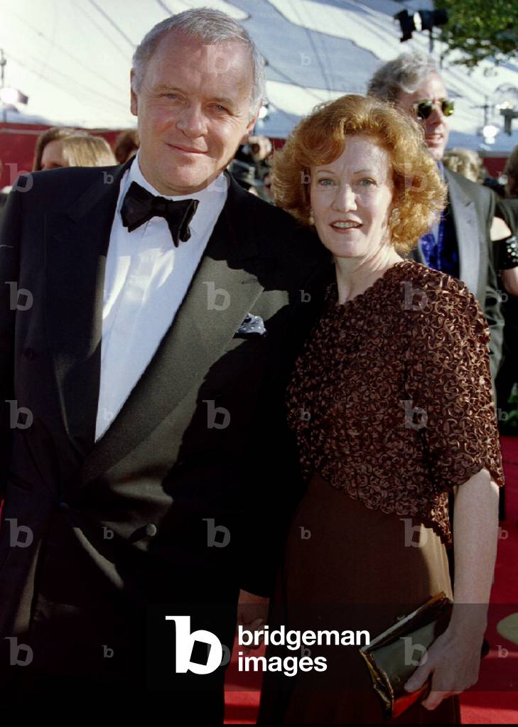 Image of Best actor nominee Anthony Hopkins arrives with his wife Jenny