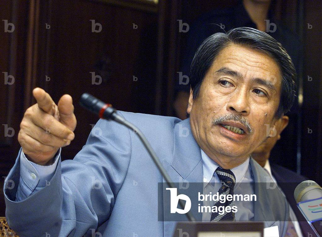 Image of INDONESIAN CHIEF INVESTIGATOR MUHAMMAD ABDUL RACHMAN TALKS TO ...