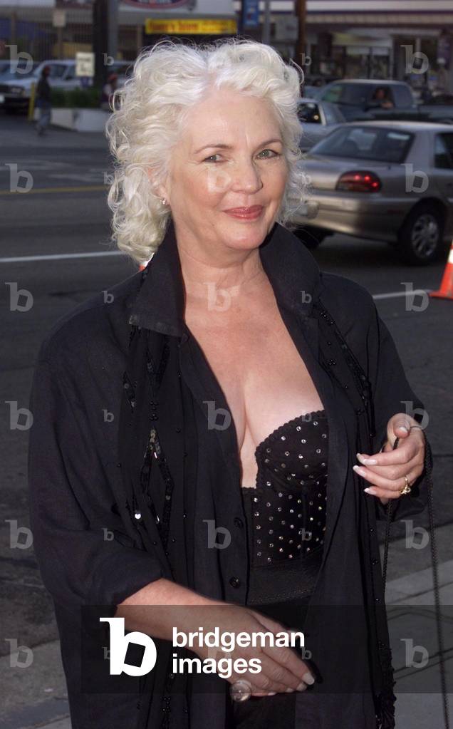 Actress Fionnula Flanagan 60 Photos - Moonagedaydream.film