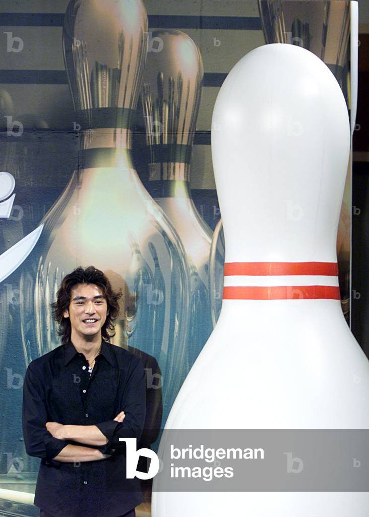 Image of JAPANESE ACTOR TAKESHI KANESHIRO POSES IN TAIPEI, 2002-08-21 ...