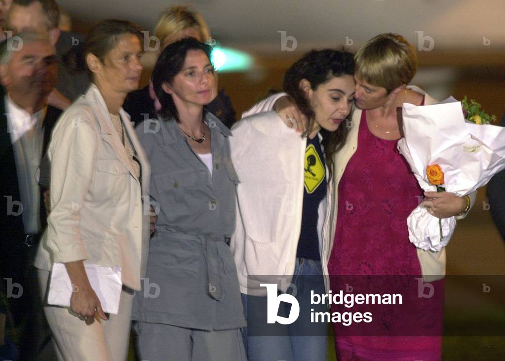 Image of French former hostages in the Philippine jungle Maryse Burgot ...