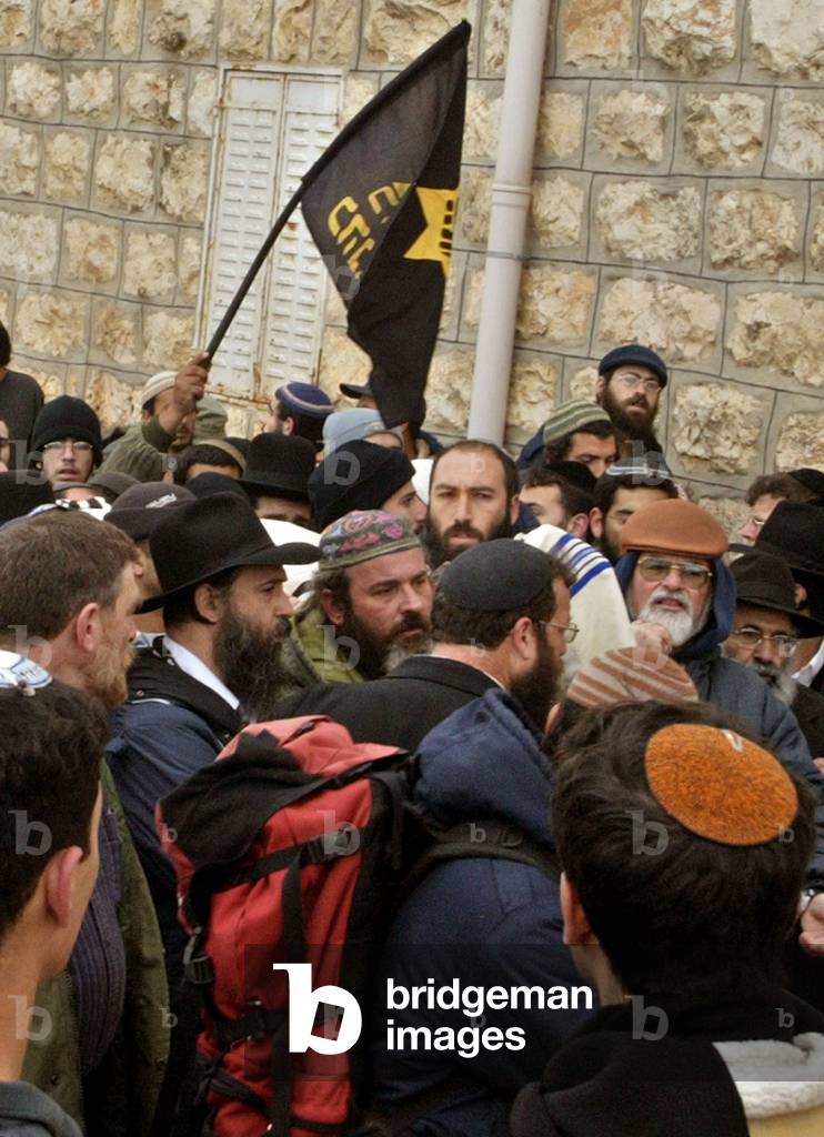 Image of MILITANT JEWISH SETTLERS RAISE THE FLAG OF THE OUTLAWED ANTI ...