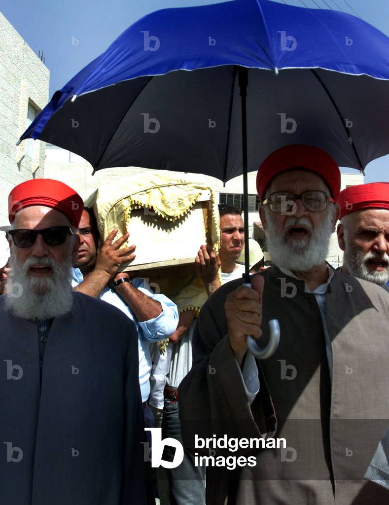Image of SAMARITANS MOURNERS CARRY THE COFFIN OF THEIR HIGH PRIEST DURING