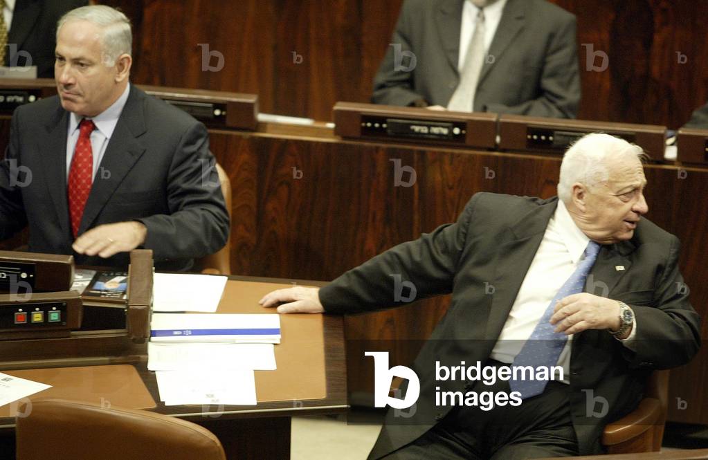 Image of ISRAELI PRIME MINISTER ARIEL SHARON AND THE NEWLY SWORN IN