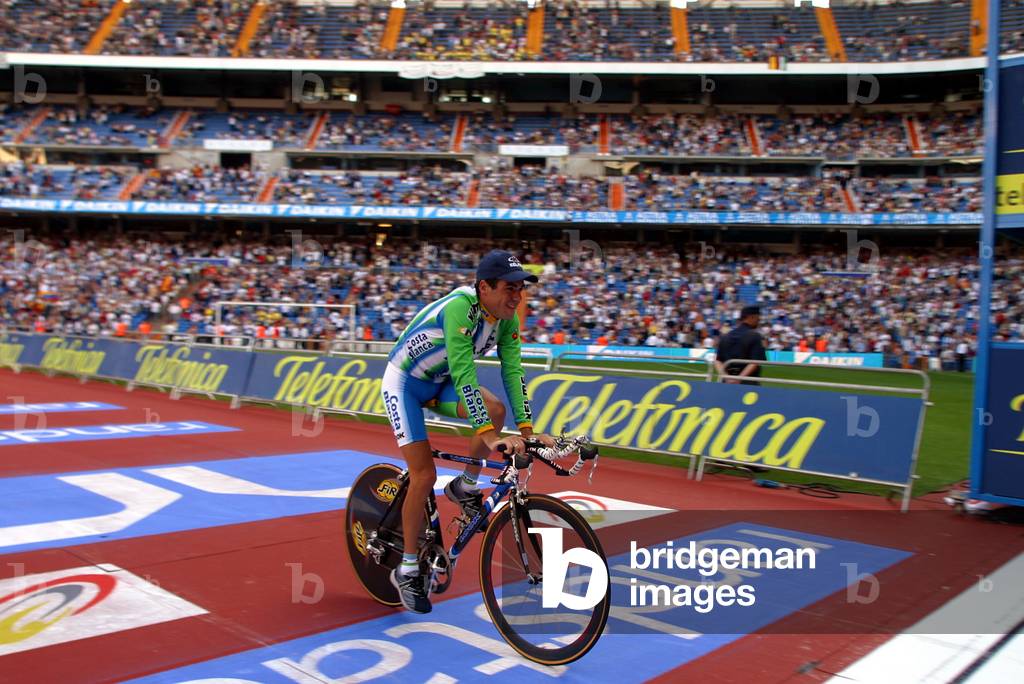 Image of AITOR GONZALEZ CYCLES INSIDE REAL MADRID'S SANTIAGO BERNABEU ...
