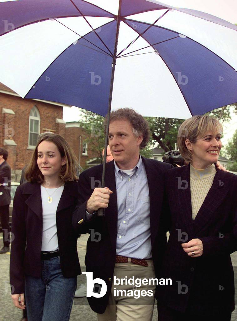 Image of Progressive Conservative Leader Jean Charest, his wife Michele ...