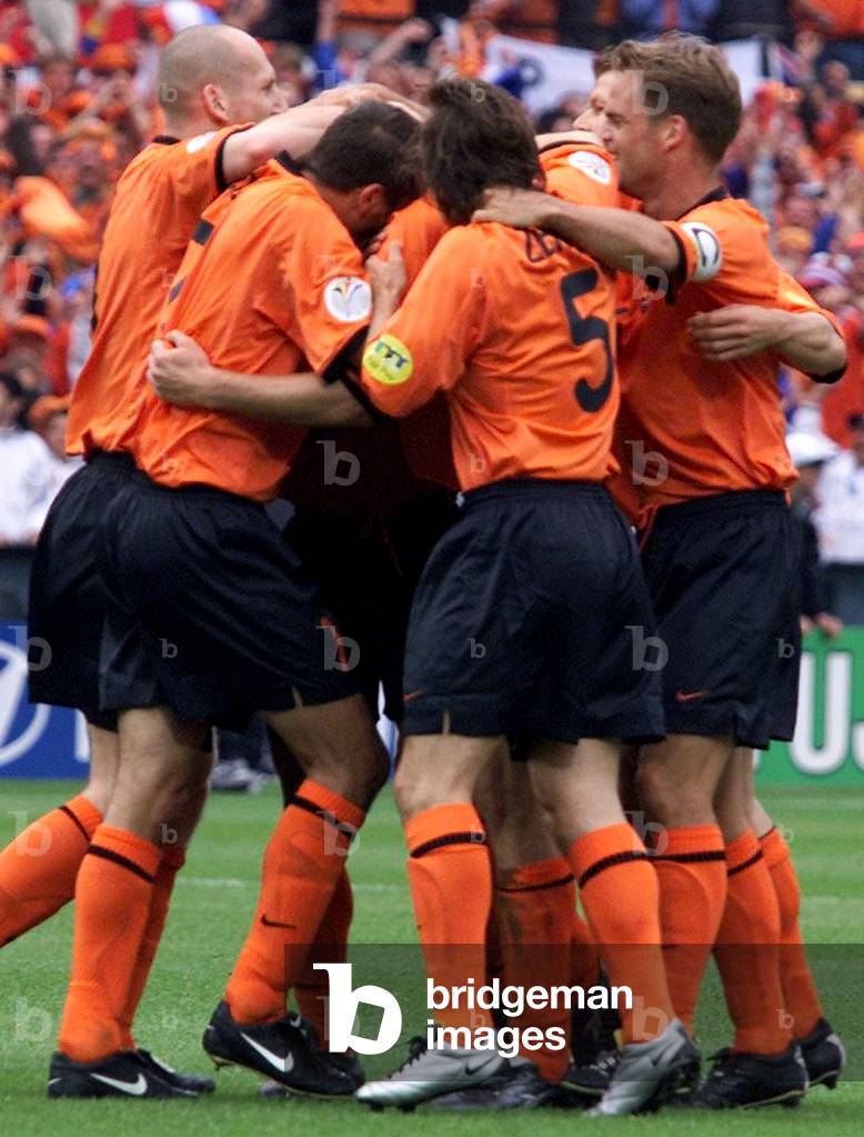 Image of DUTCH SOCCER PLAYERS JAAP STAM, PHILLIP COCU, BOUDEWIJN ZENDEN AND
