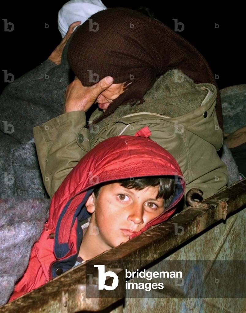 Image of ETHNIC ALBANIAN REFUGEES FROM KOSOVO ARRIVE IN ALBANIA, 1999 ...
