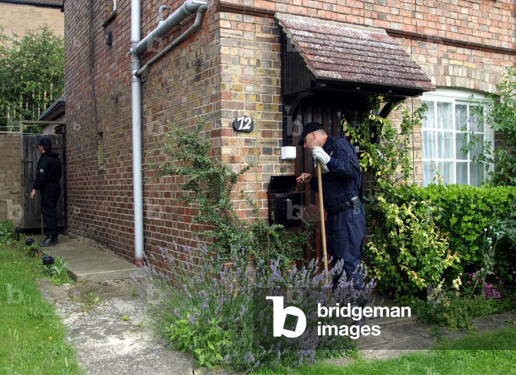 Image of POLICE CONDUCT SEARCHES OF OUTBUILDINGS IN SOHAM FOR MISSING ...