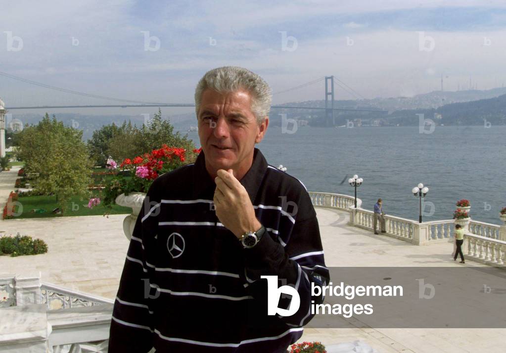 Image of German national soccer team coach Erich Ribbeck pose for ...