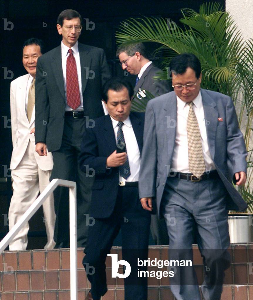 Image of U.S. ASSISTANT SECRETARY OF STATE EINHORN MEETS NORTH KOREAN ...
