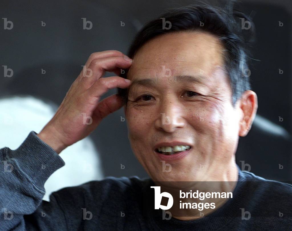 Image of Gao Xingjian, Chinese-born novelist and playwright, reacts as he speaks