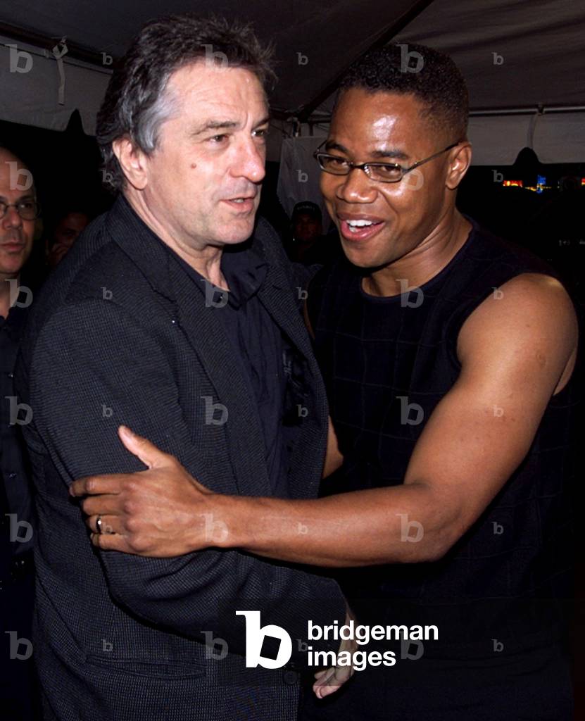 Image of Actors Robert De Niro (L) and Cuba Gooding Jr. pose