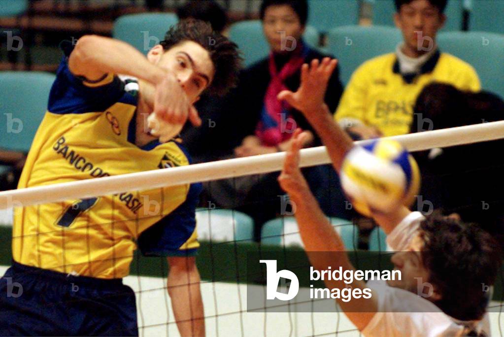 Image of BRAZILIAN VOLLEYBALL STAR GILBERTO GODOY FILHO IN ACTION IN OSAKA,