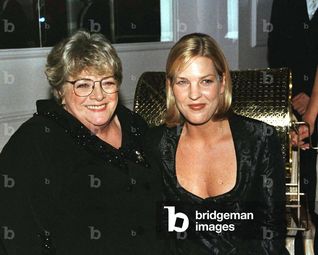 Image of Legendary singer Rosemary Clooney poses with Canadian jazz ...