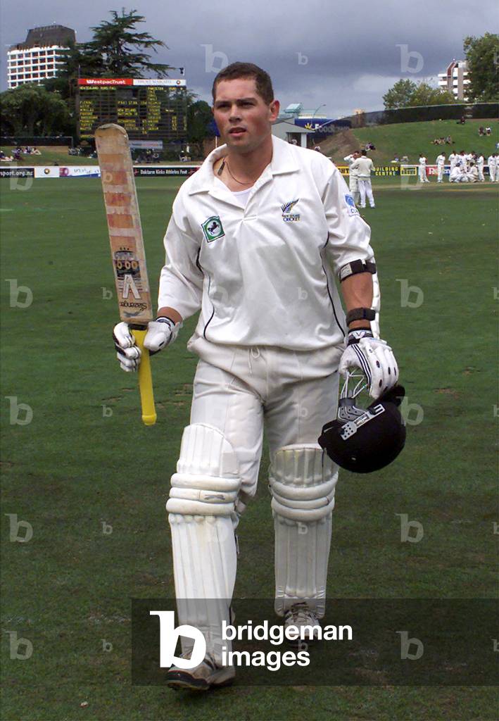 Image of NEW ZEALAND'S MATTHEW BELL CELEBRATES CENTURY IN HAMILTON ...