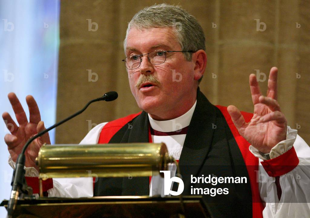 Image of ANGLICAN BISHOP ROBERT FORSYTH SPEAKS AT A PRAYER SERVICE AT
