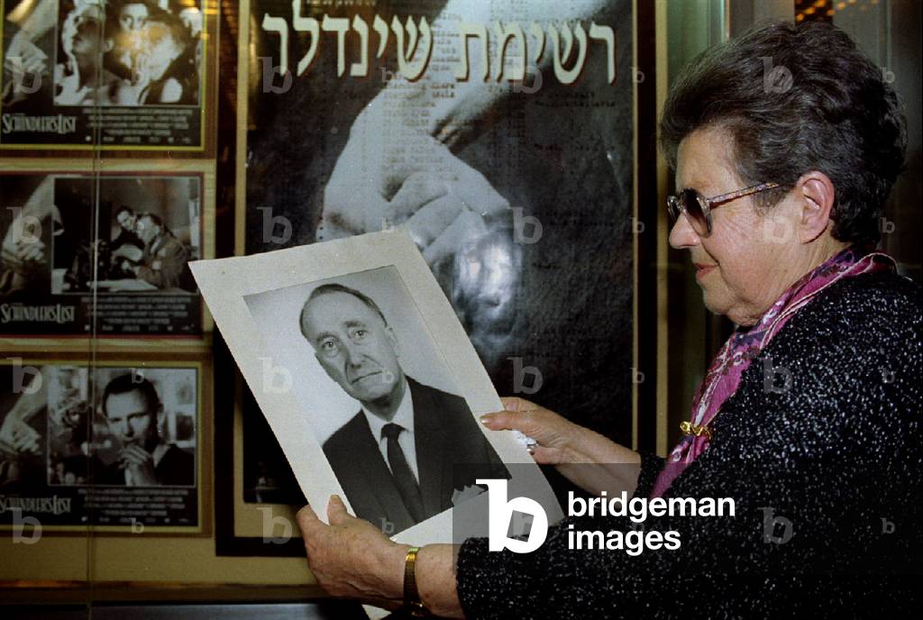 Image of Leontyna Stern, an 83-year-old Jew who survived the Nazi Holocaust