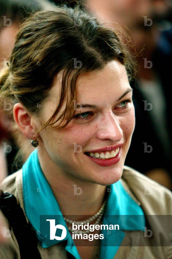 Milla Jovovich 2024 Olc Cónaitheach