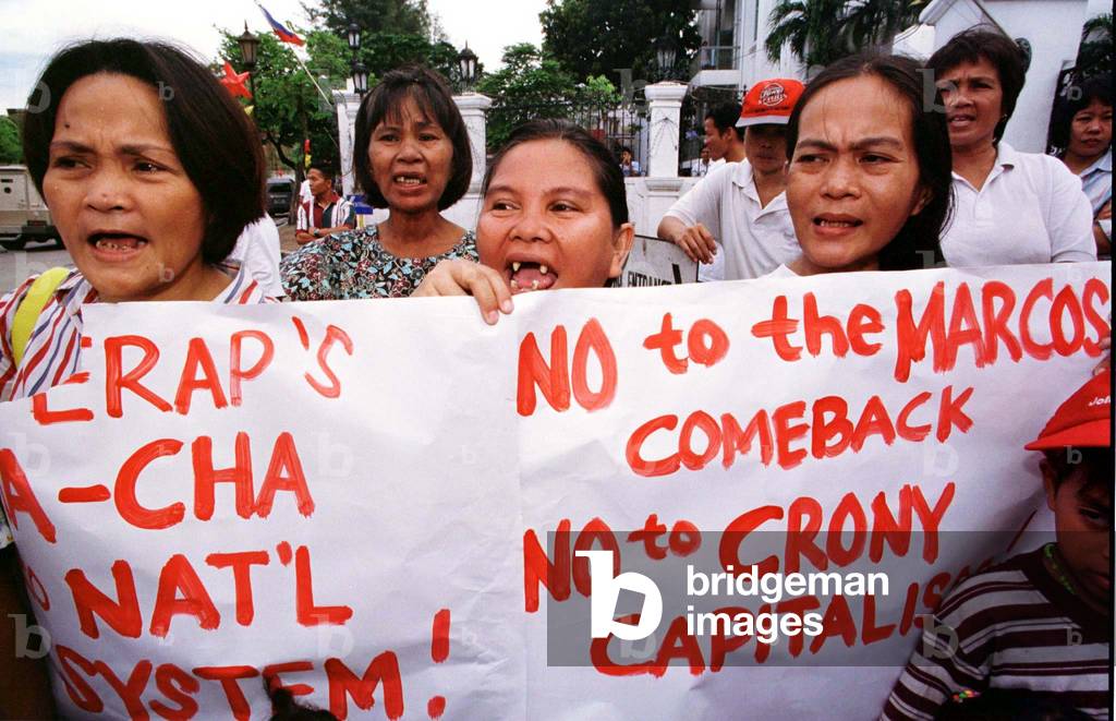 Image of FILIPINO HUMAN RIGHTS PROTEST IN MANILA, 1998-12-10 (photo)