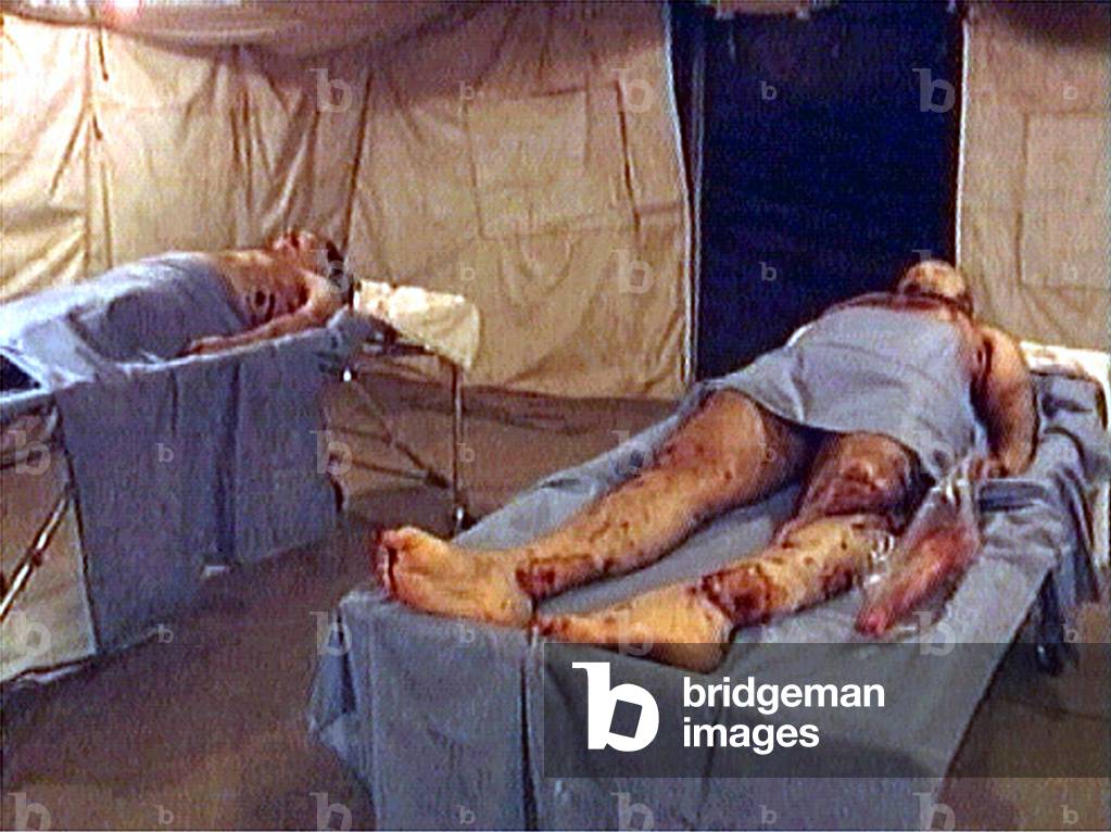 Image of DIE LEICHEN VON UDAY UND QUSAY HUSSEIN WERDEN IN EINEM